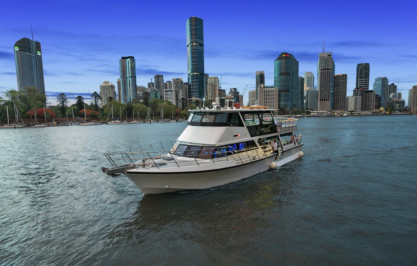 Boat hire in Brisbane with Floatspace - Floatspace